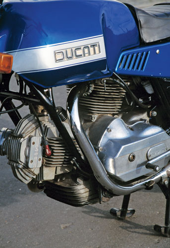 1975 Ducati 860 GT - Motorcycle Classics
